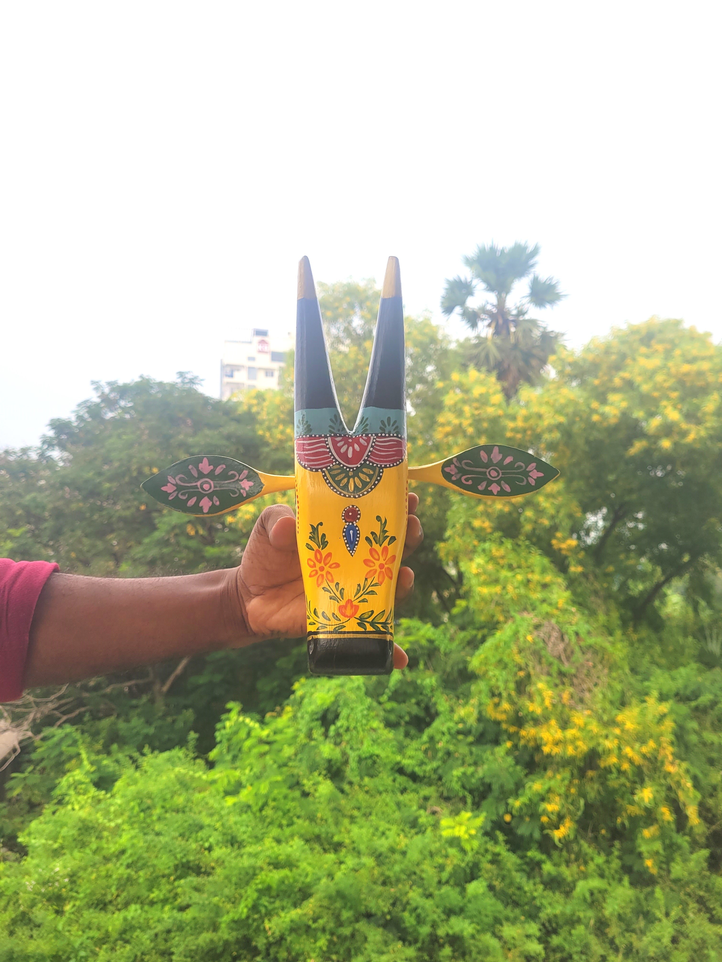 Cow Head Pichawai Painting Mango solid wood Yellow &Green wall dec – Smris