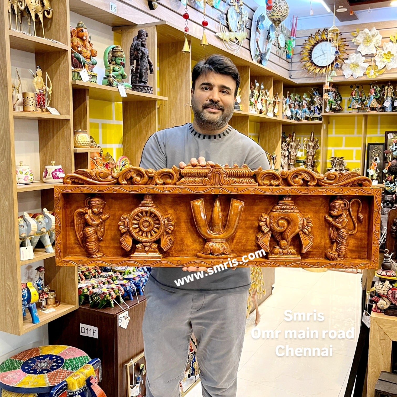 Wooden Namam Sangu Chakram With Garudan And Hanuman Teak Wood polish F ...