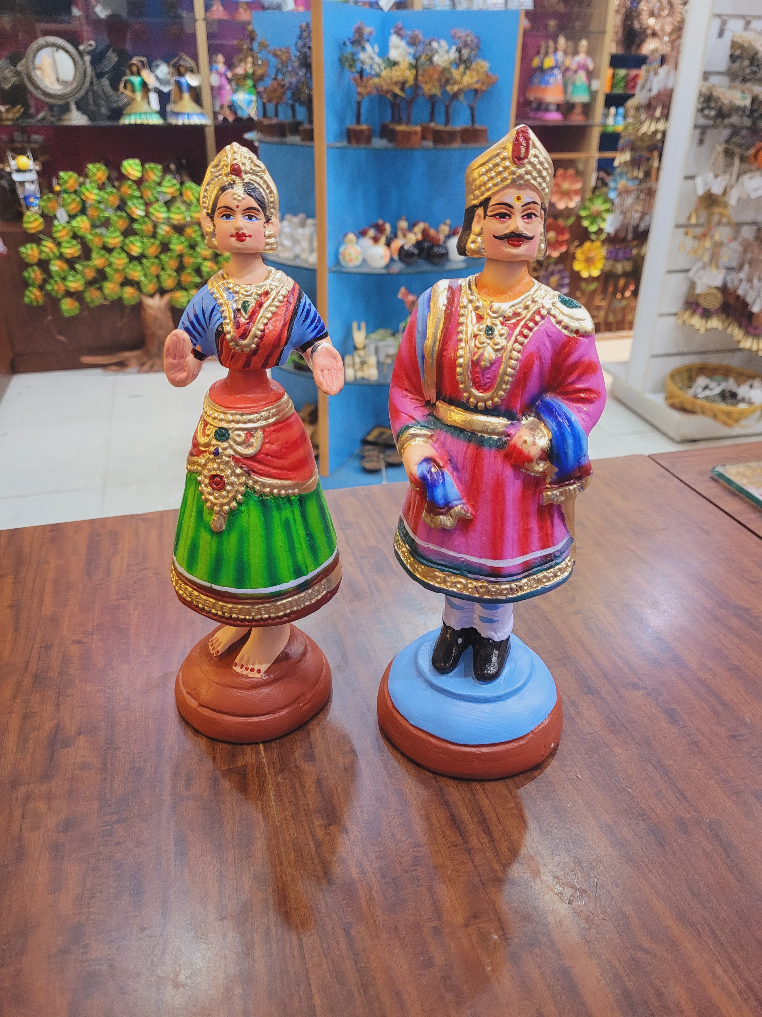 Raja Rani Pair Tanjore Dancing Dolls Thalayatti Thalayattu Bommai ...