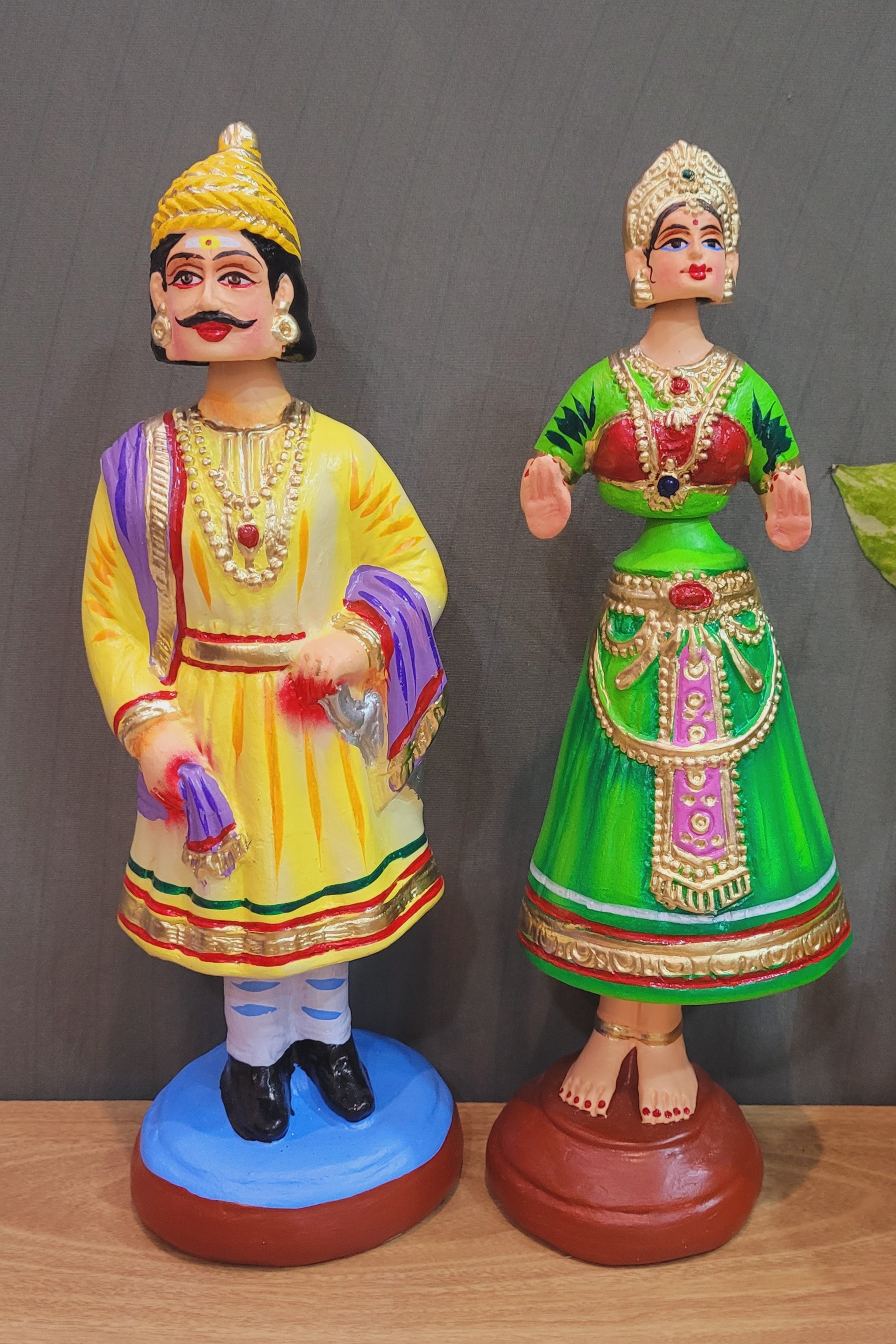 Raja Rani Pair Tanjore Dancing Dolls Thalayatti Thalayattu Bommai ...