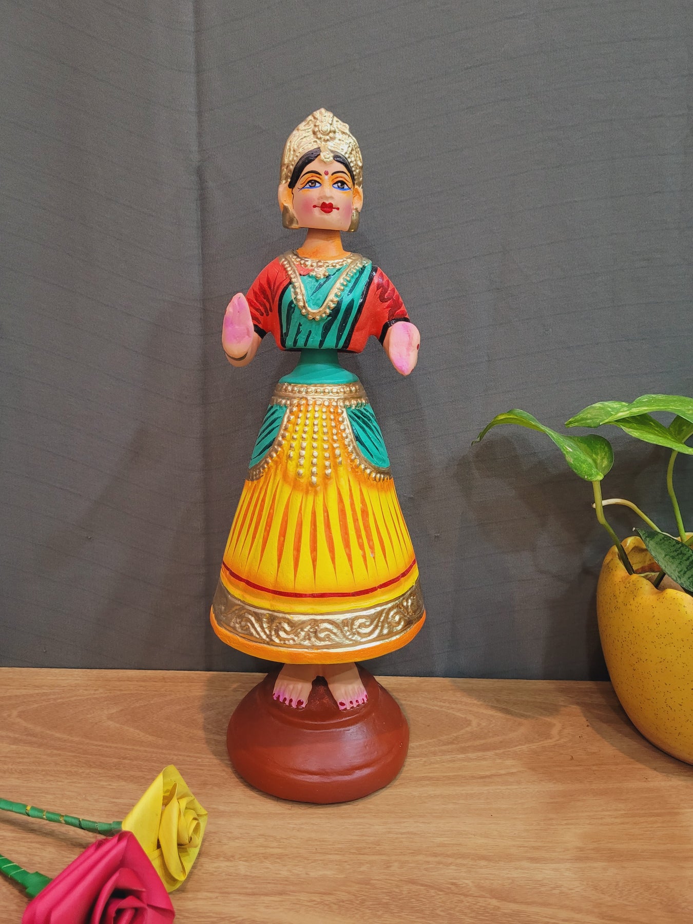 Dancing Doll Paper Mache Thanjavur Thalayattu Bommai – Smris